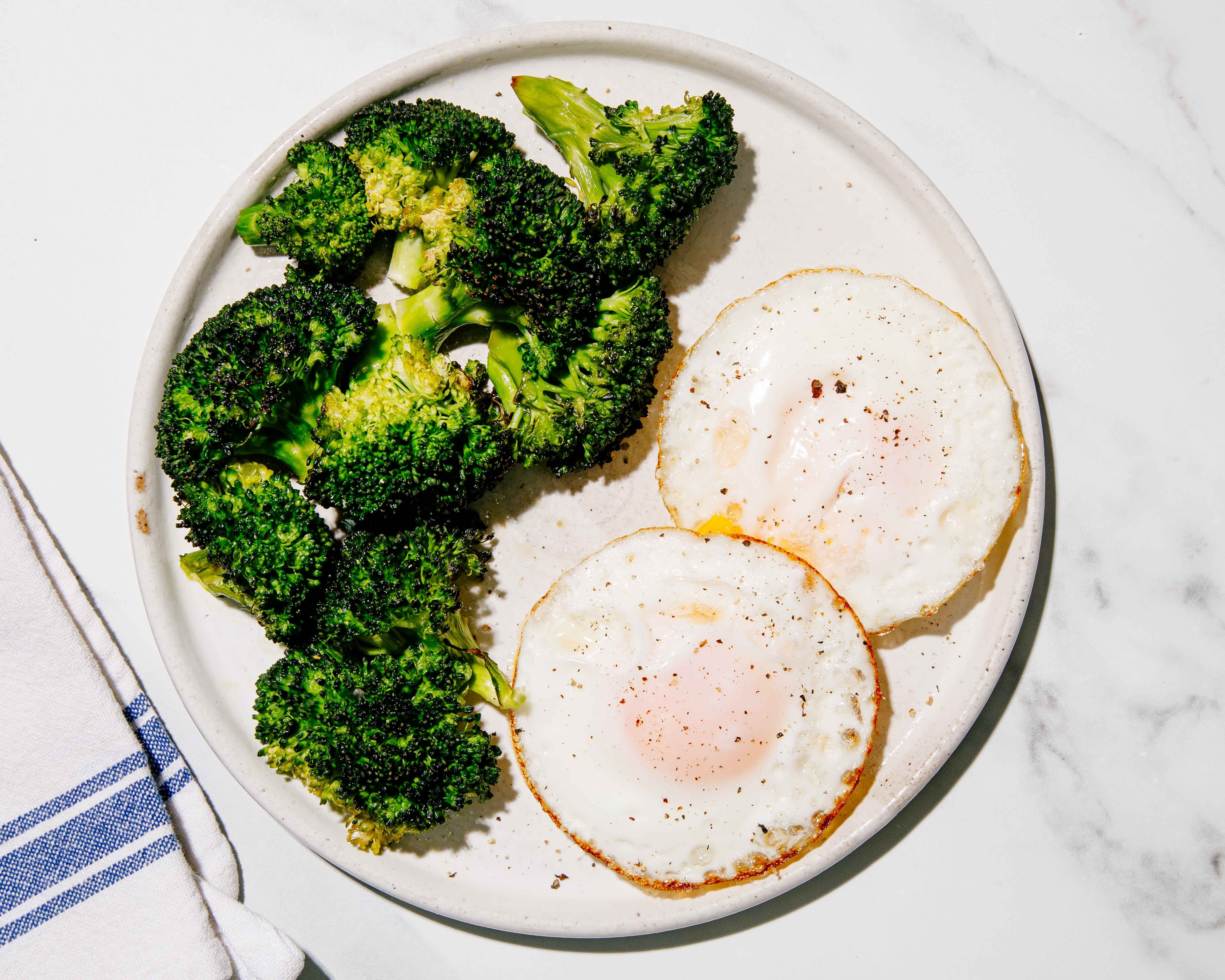 Fried Eggs and Roasted Broccoli - Servings 2-4 — Brava | Brava Home